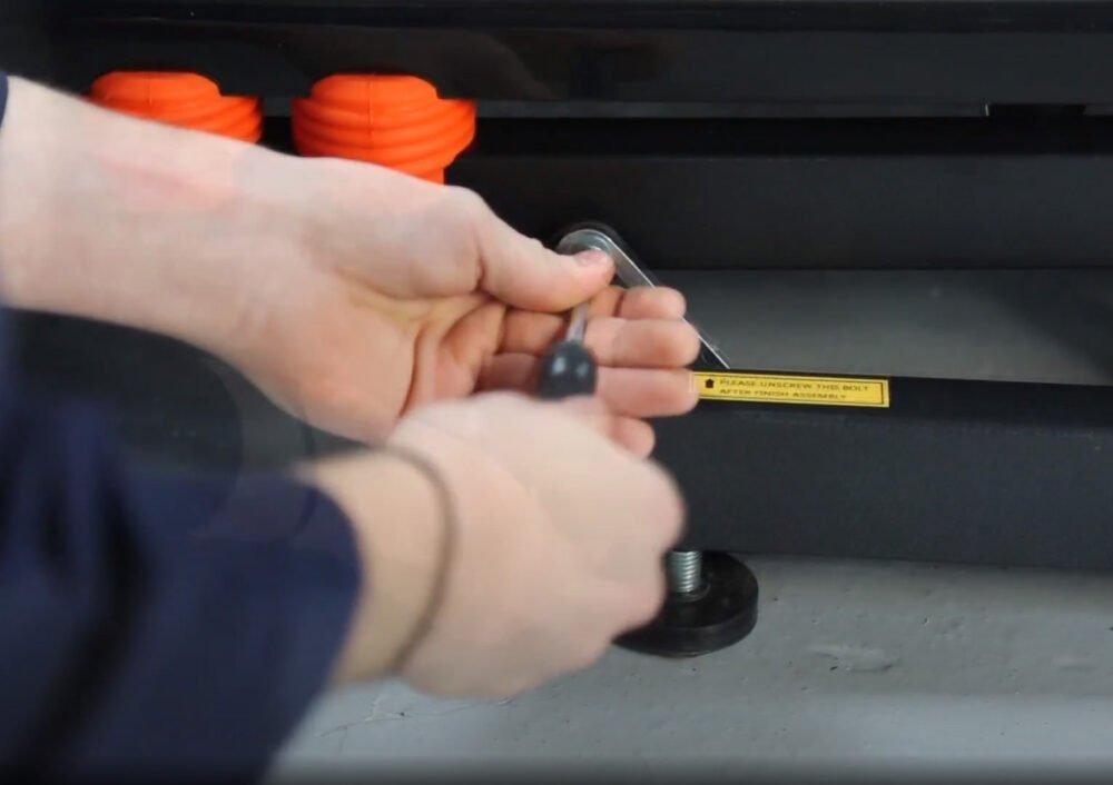 JLL T350 Digital Folding Treadmill Review - Gym Tech Review