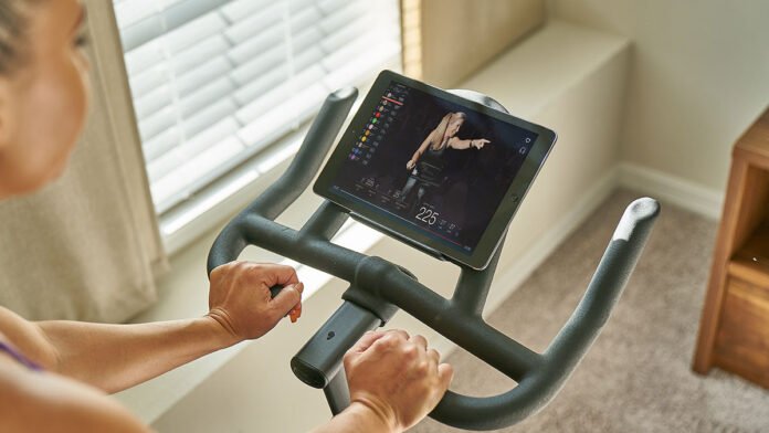 Echelon ECH-SPORT-S Exercise Bike Review: Can it Rival a Peloton? - Gym ...